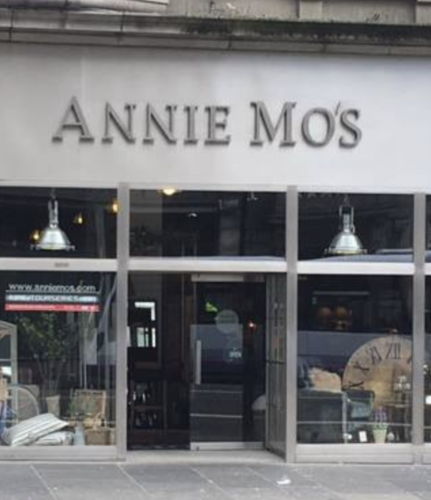 Annie Mo's