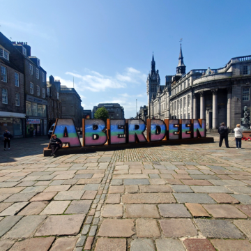 ABERDEEN'S LANDMARK GIANT LETTERS ARRIVE IN THE CASTLEGATE